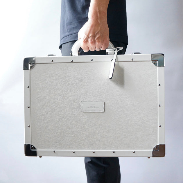 CREEZAN DURALUMIN CASE STANDARD – By Emotion